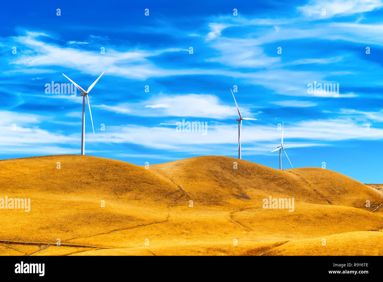 Wind generators in the endless fields of Arizona, USA Stock Photo - Alamy