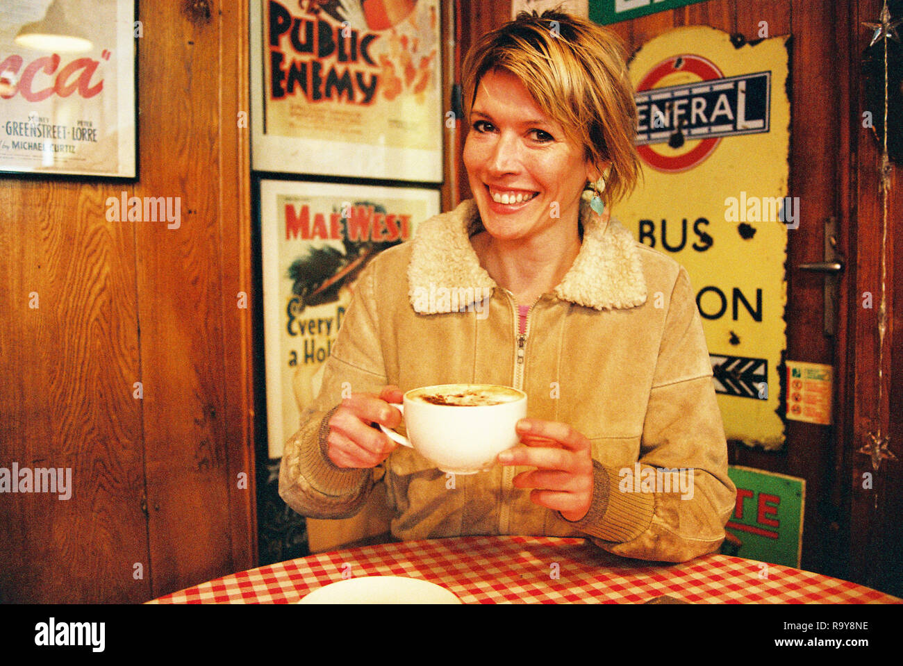 Julia davis actress hi-res stock photography and images - Alamy