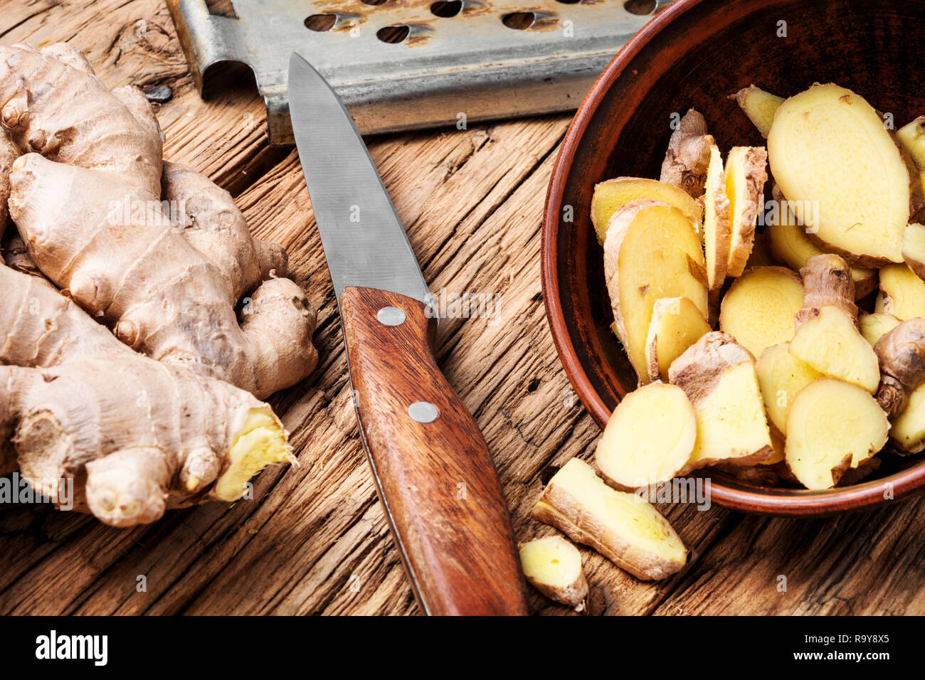 Fresh ginger knife hi-res stock photography and images - Alamy