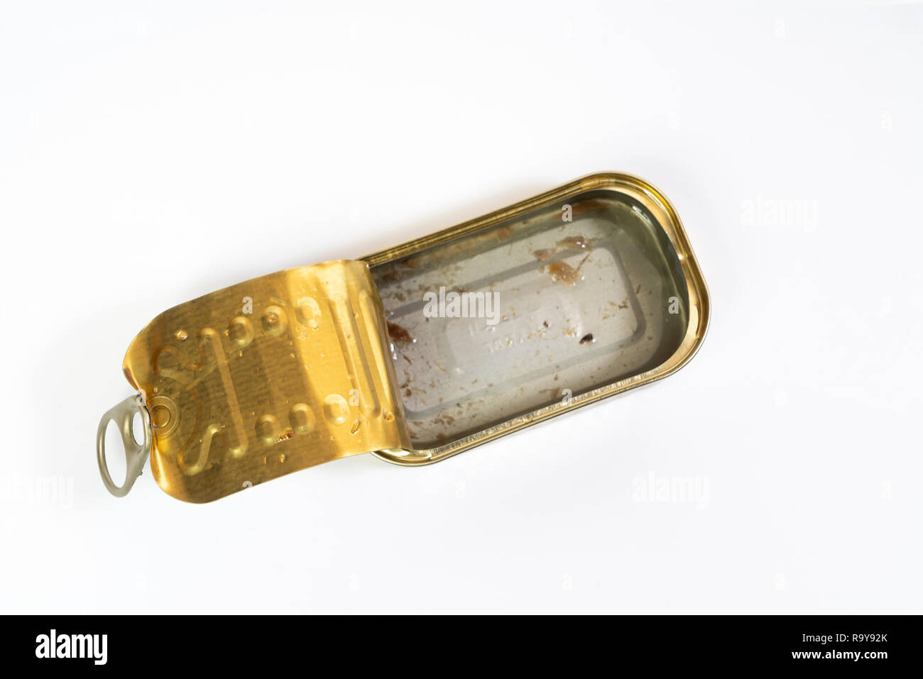 Empty canned food tin hi-res stock photography and images - Alamy