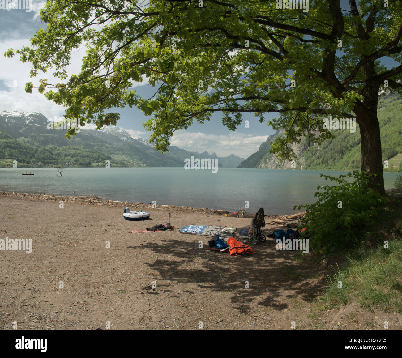 View of Walensee from the beach at Walenstadt, Swiss Alps Stock Photo ...