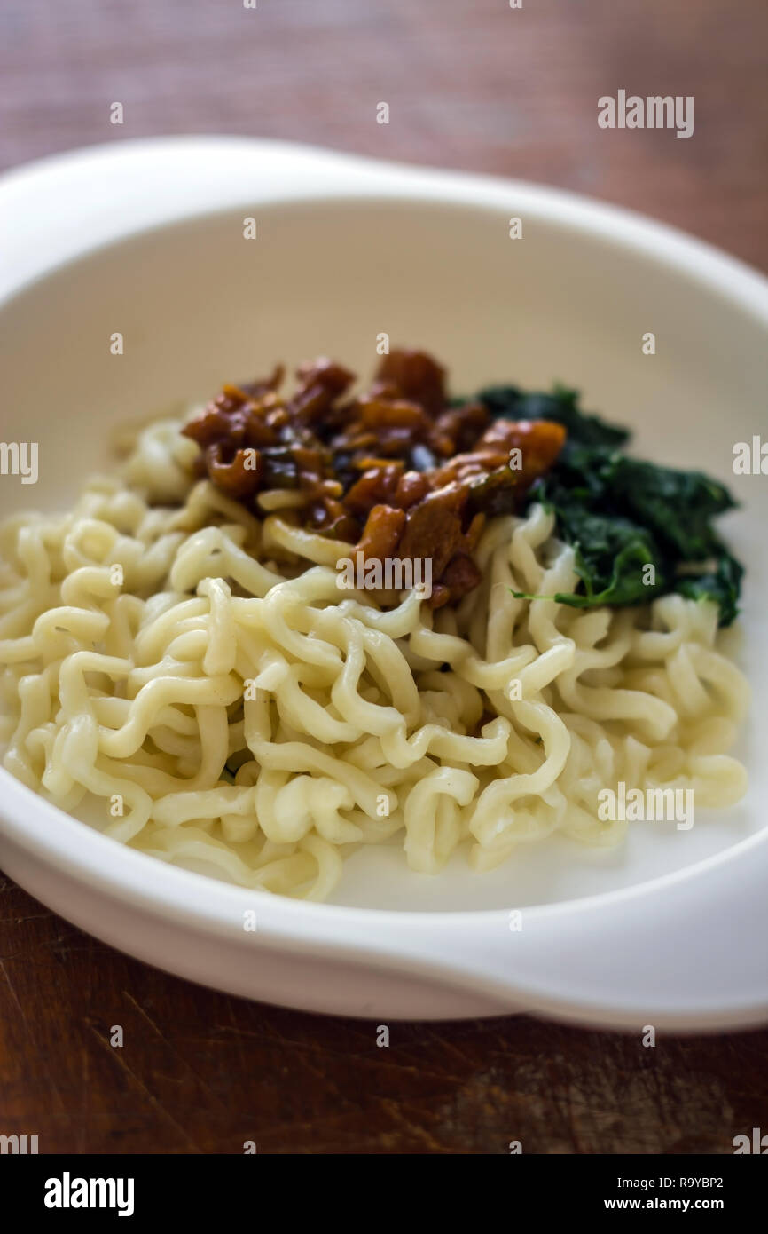 Oodles hi-res stock photography and images - Alamy