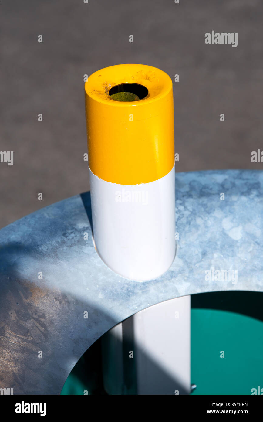 Trash box hi-res stock photography and images - Alamy