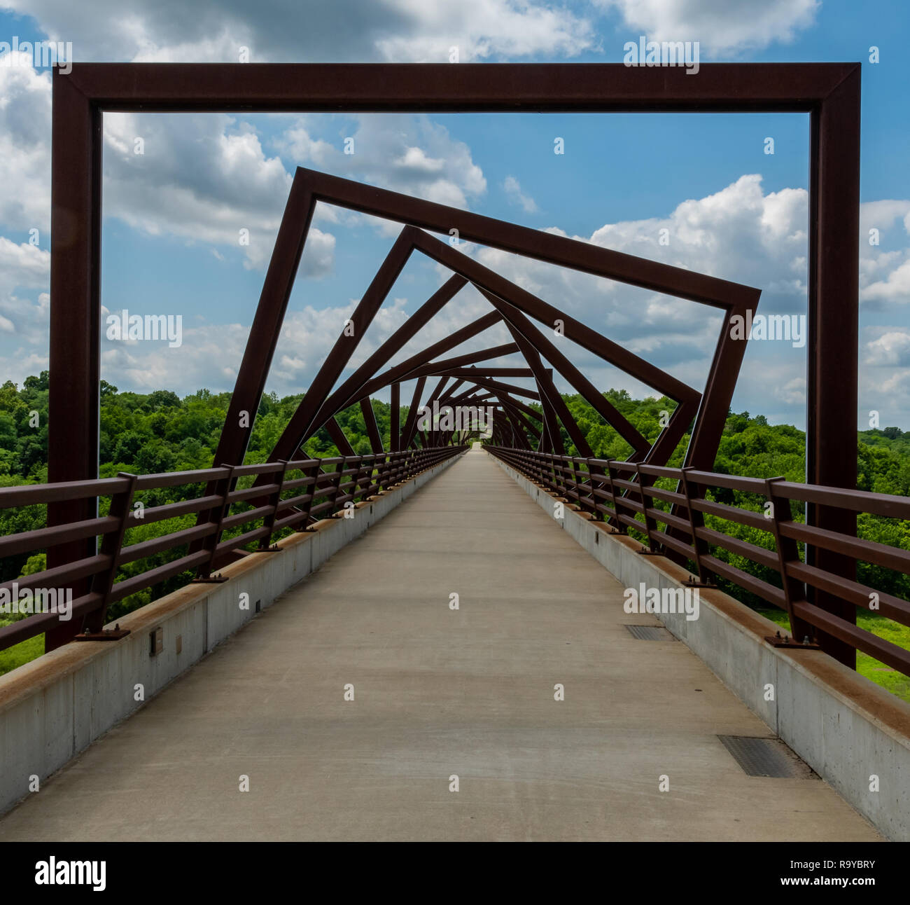 High Trestle Trail Bridge in rural Iowa offers fun in public spaces ...