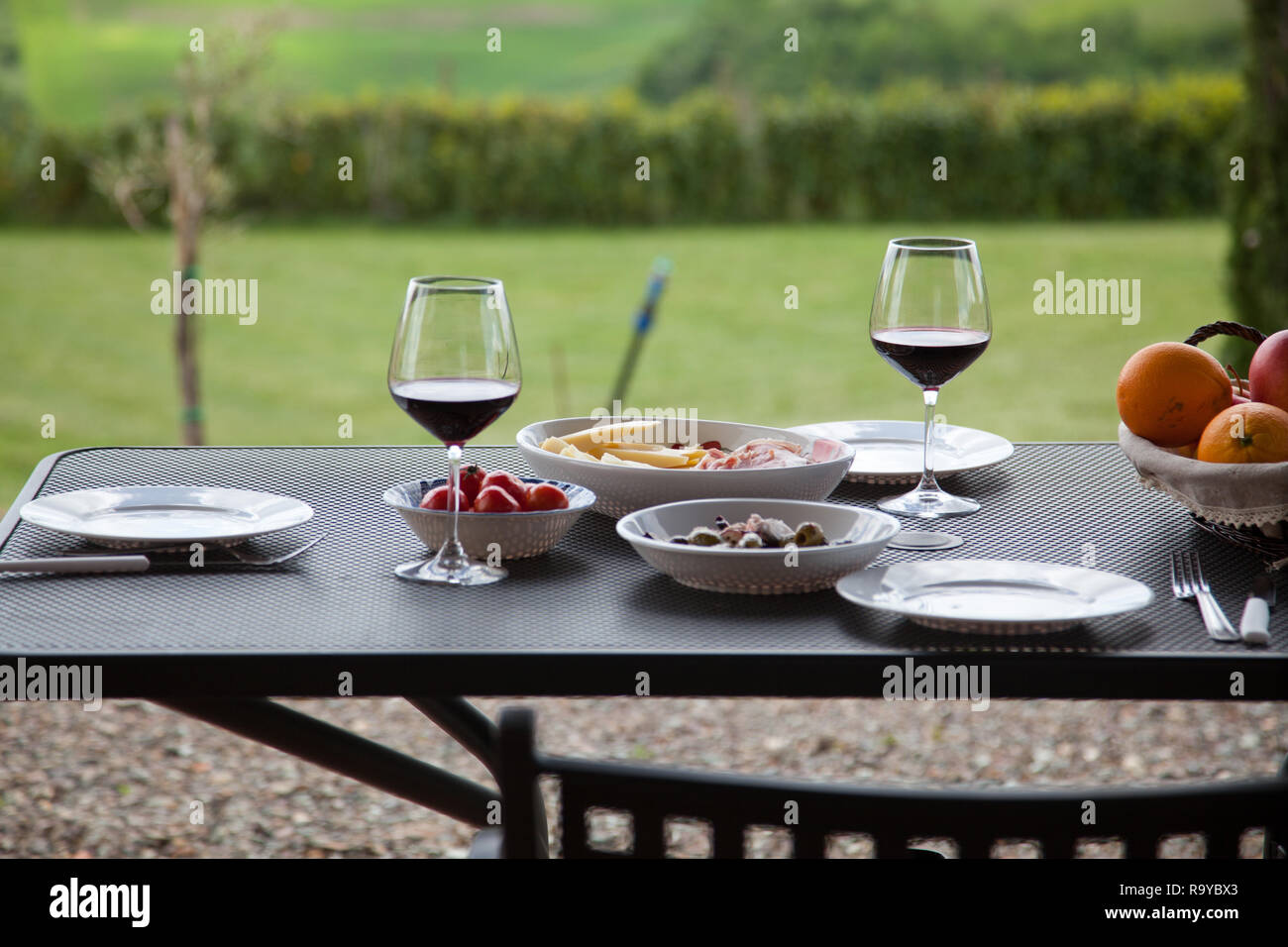 lunch with a view - table against beautiful landscape in Tuscany Stock ...
