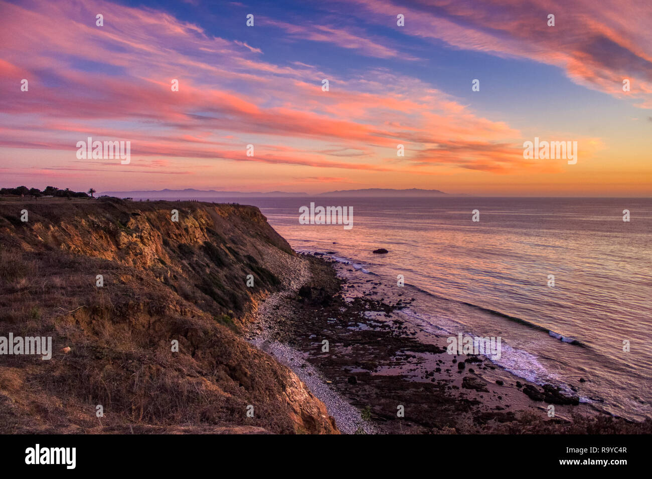 Golden cove hi-res stock photography and images - Alamy