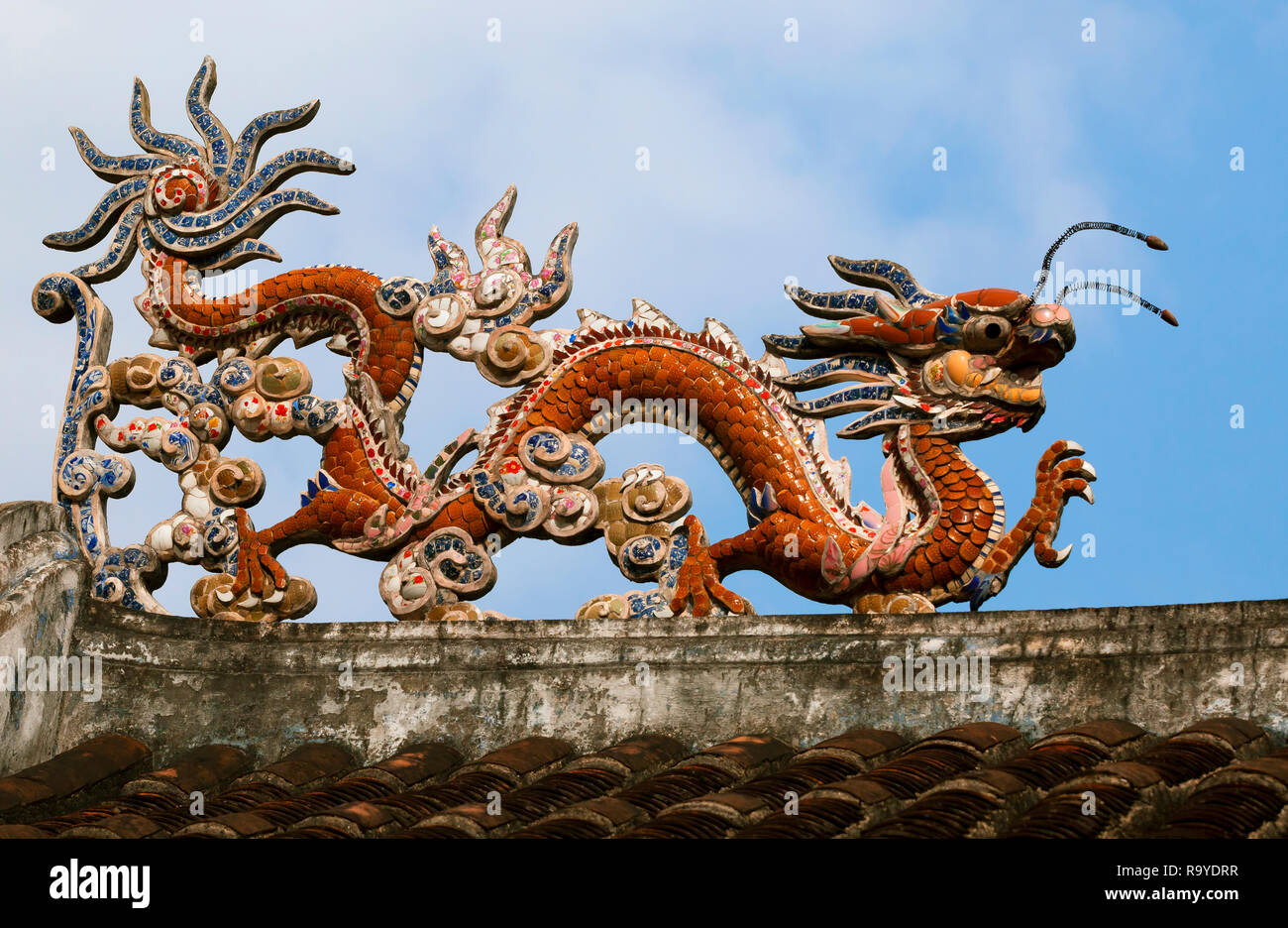 Vietnamese dragon hi-res stock photography and images - Alamy