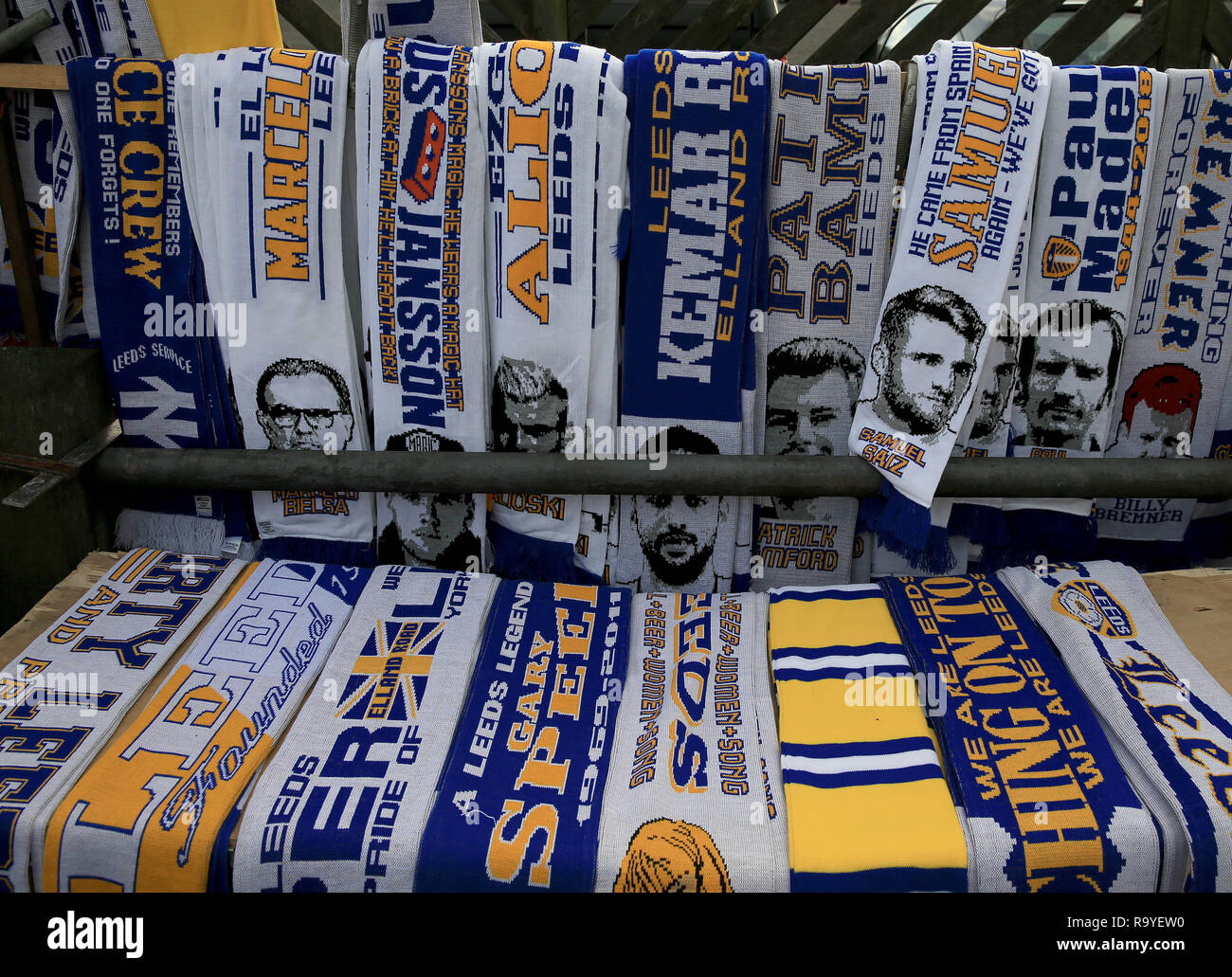 Leeds united scarves hi-res stock photography and images - Alamy