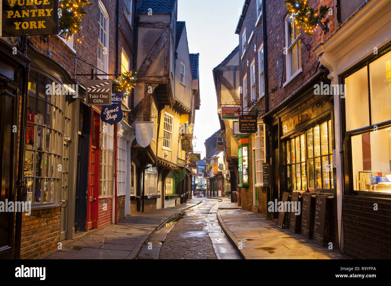 Decorated medieval shop front hi-res stock photography and images - Alamy