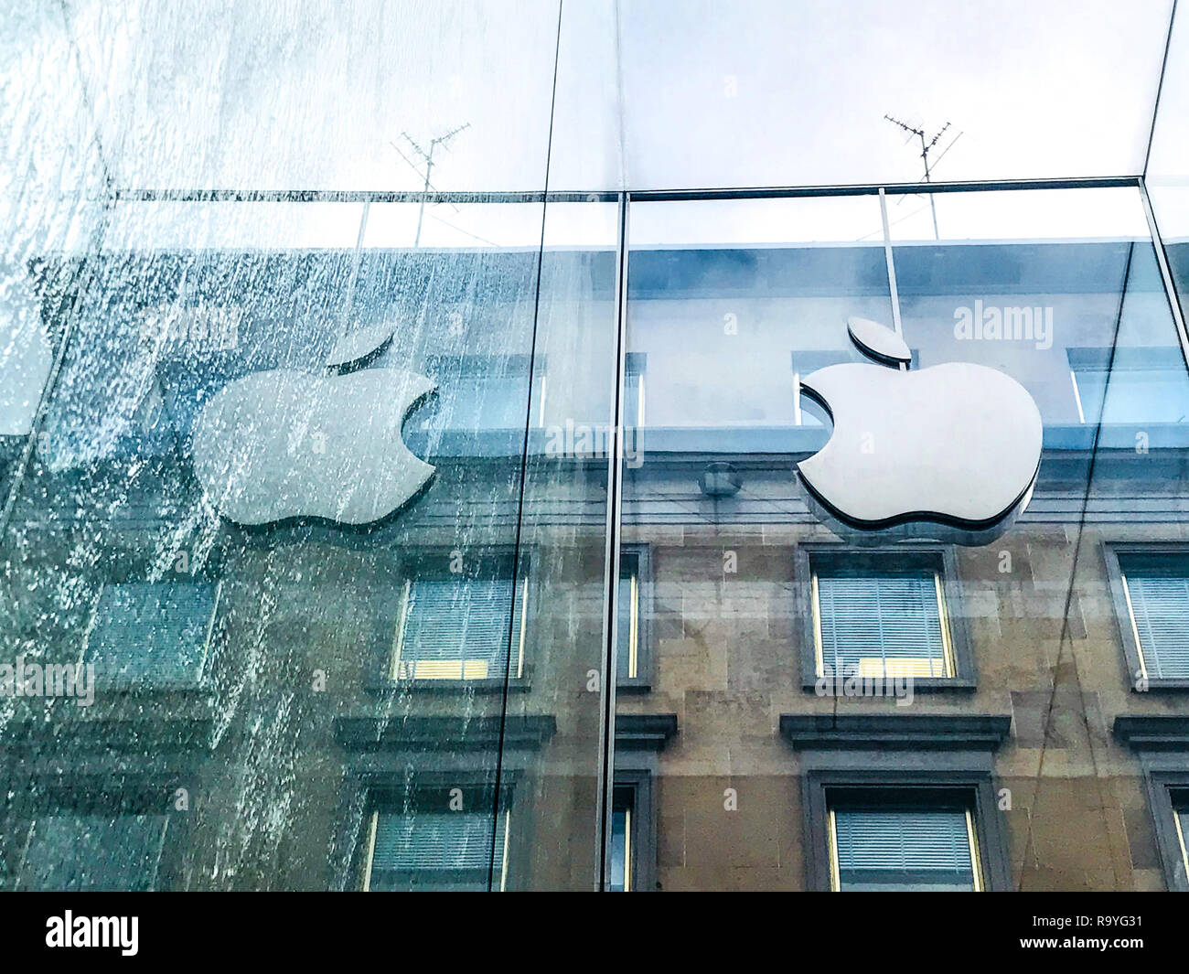 Icona logo hi-res stock photography and images - Alamy