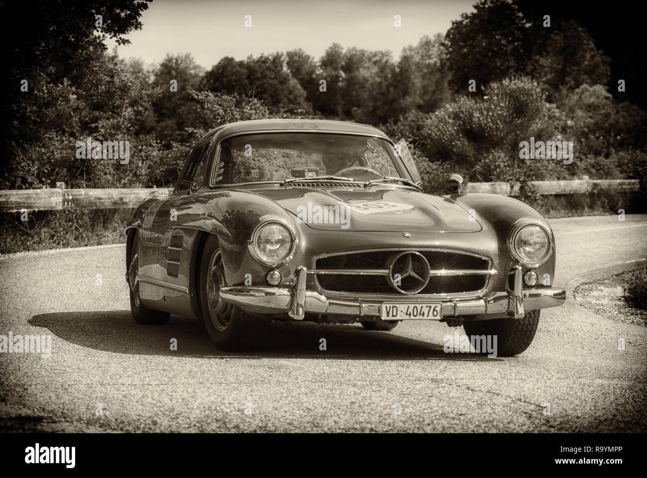 Mercedes benz w198 300 sl roadster 1957 hi-res stock photography and ...