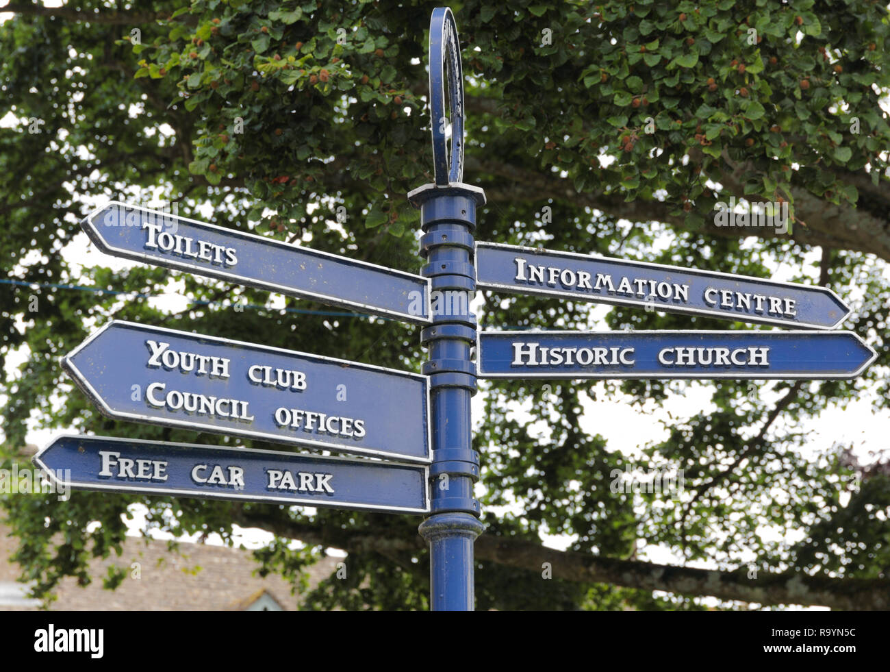 Car park signage hi-res stock photography and images - Alamy