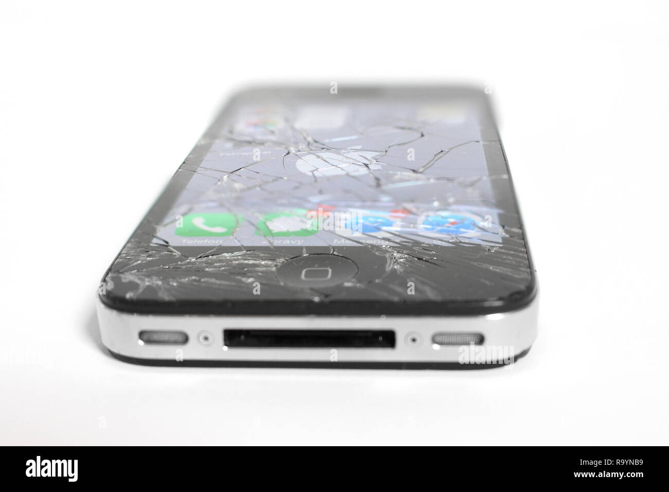 Apple iphone 4 hi-res stock photography and images - Alamy