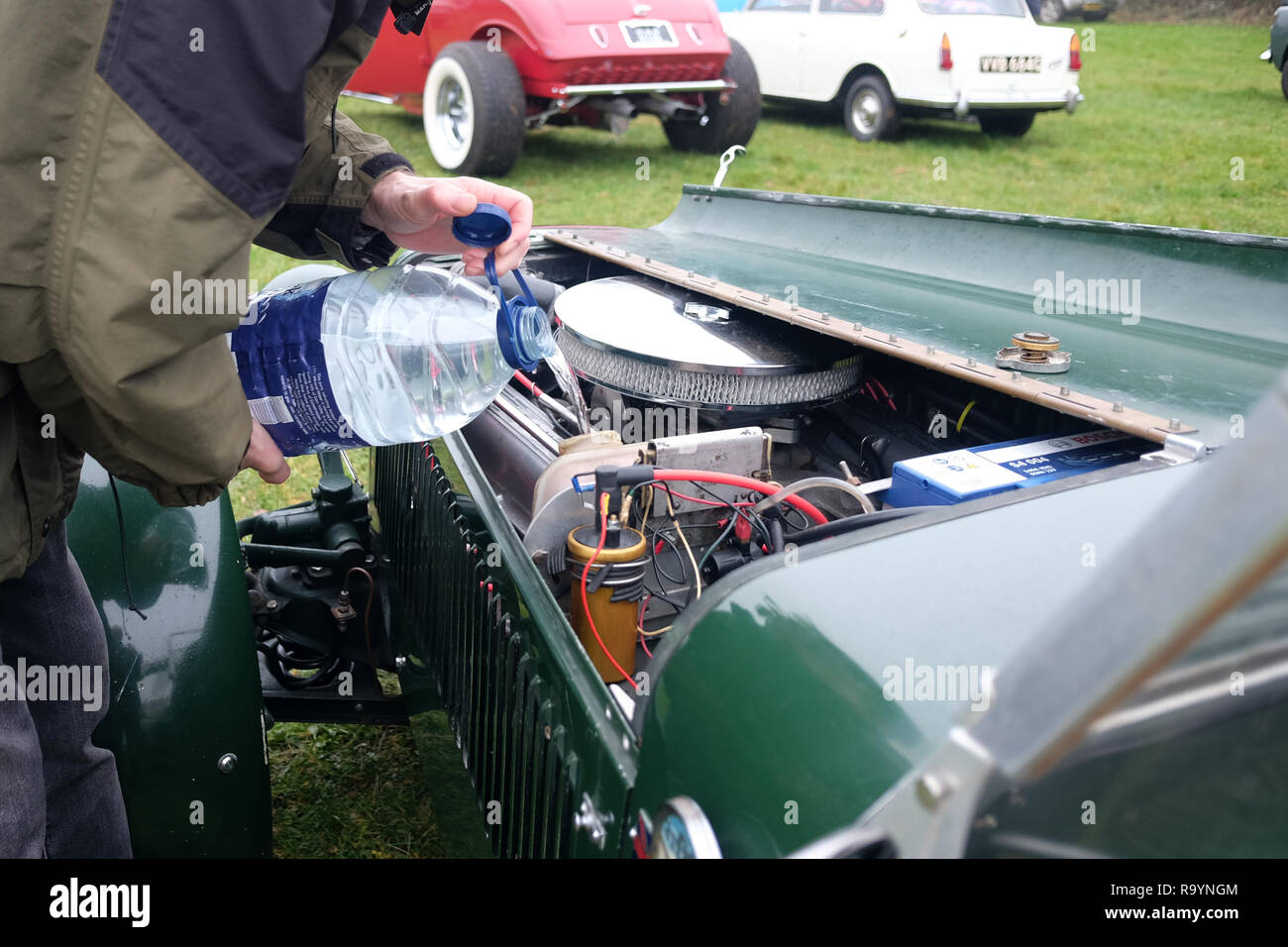 December 2018 - Man filling the radiator with water at the Redhill ...