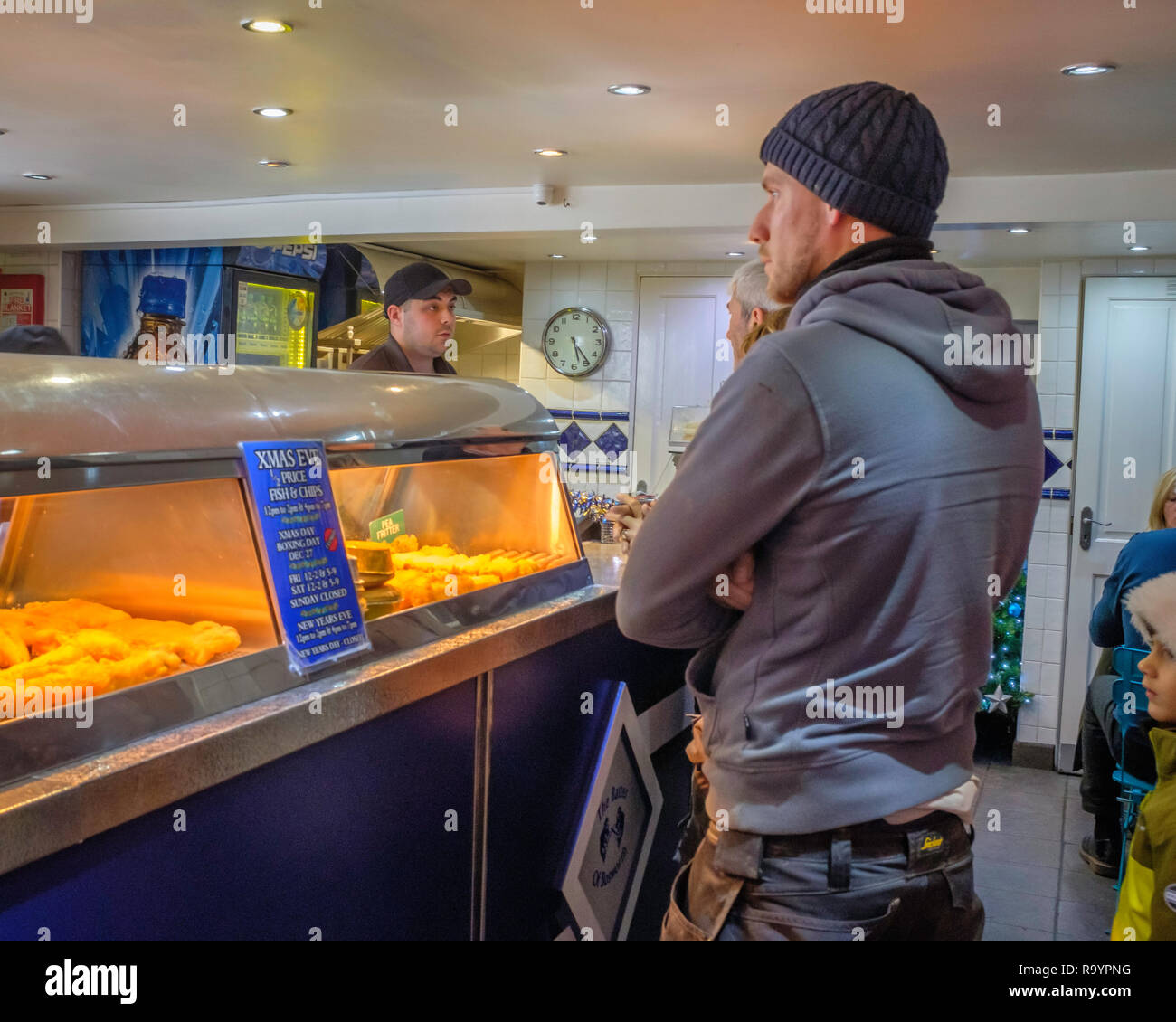 Fish and chip counter hi-res stock photography and images - Alamy