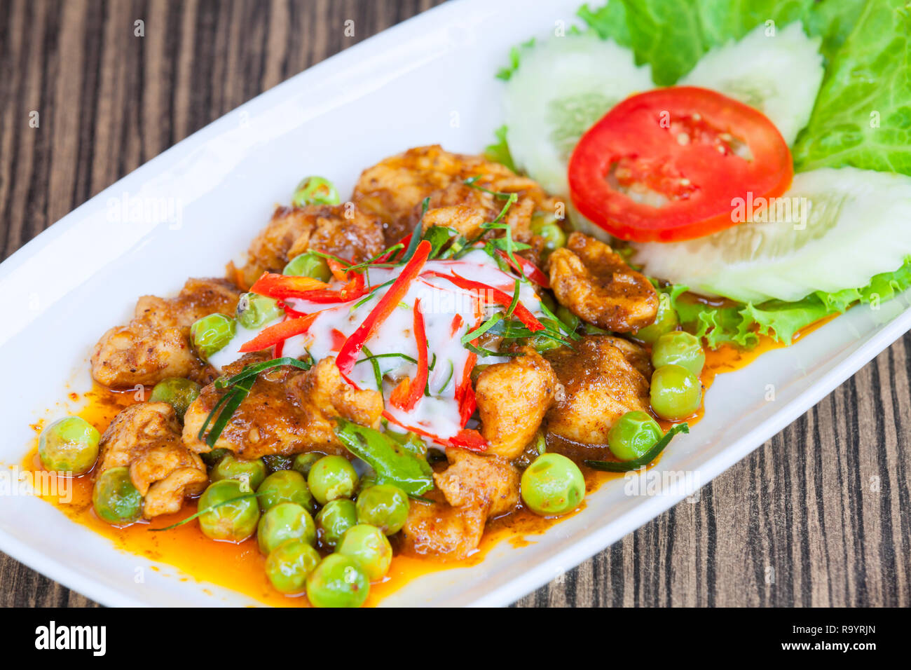 Fried Chicken with Chilli Curry. Thai spicy Food Stock Photo - Alamy