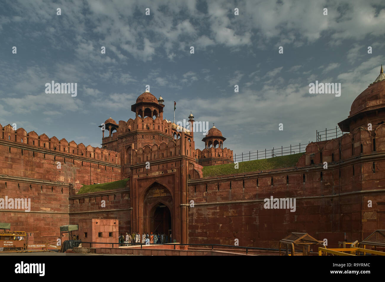 08-jun-2004;Lahore gate of Red Fort Complex a unesco world heritage ...