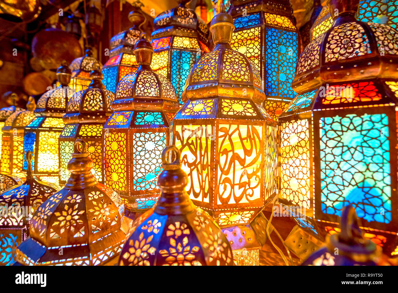 Cairo market craft hi-res stock photography and images - Alamy