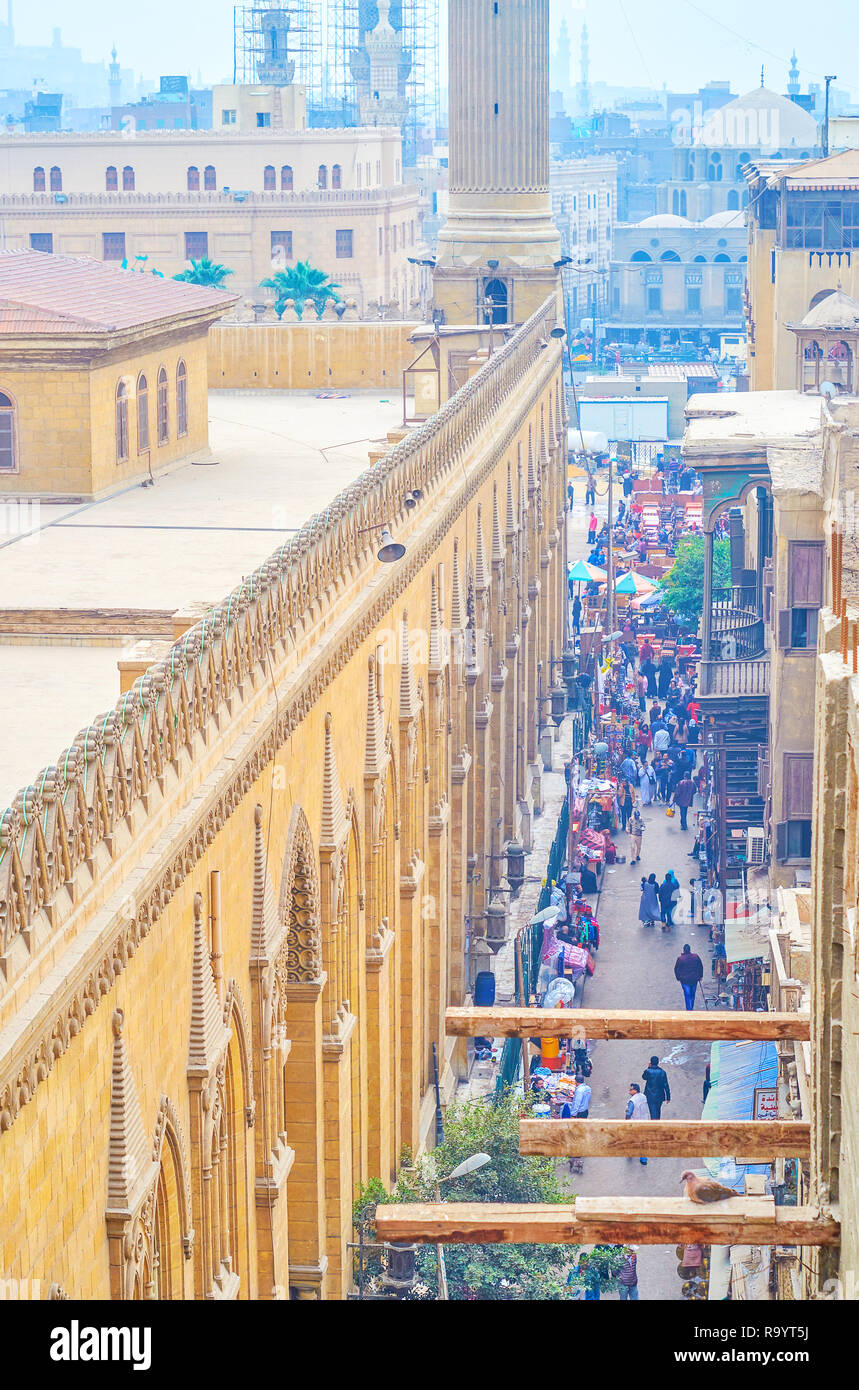 Traditional architecture islamic quarter cairo hi-res stock photography ...