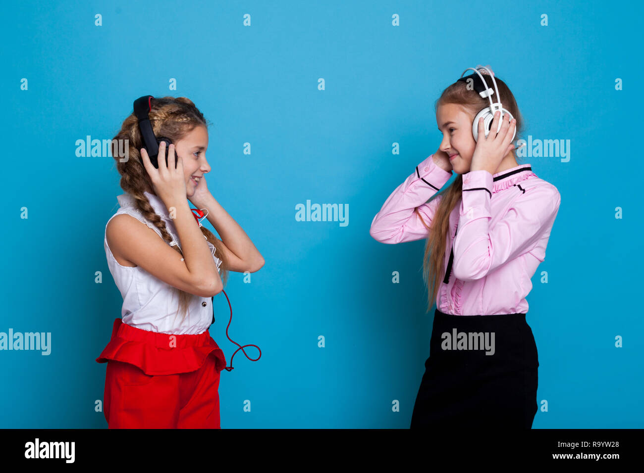 Two Girls Dancing Together High Resolution Stock Photography and Images ...