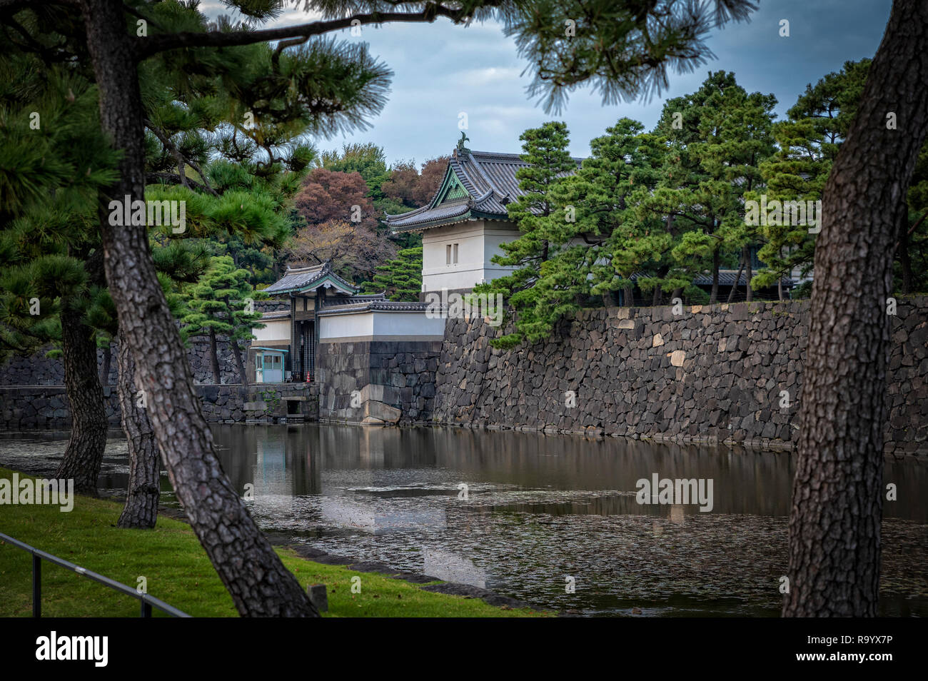 Japanese imperial residence hi-res stock photography and images - Alamy