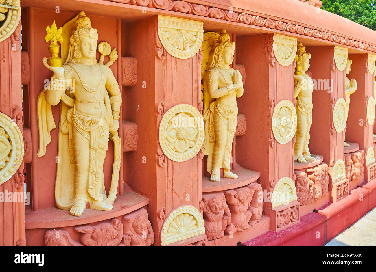 Buddhist buddha niches hi-res stock photography and images - Alamy