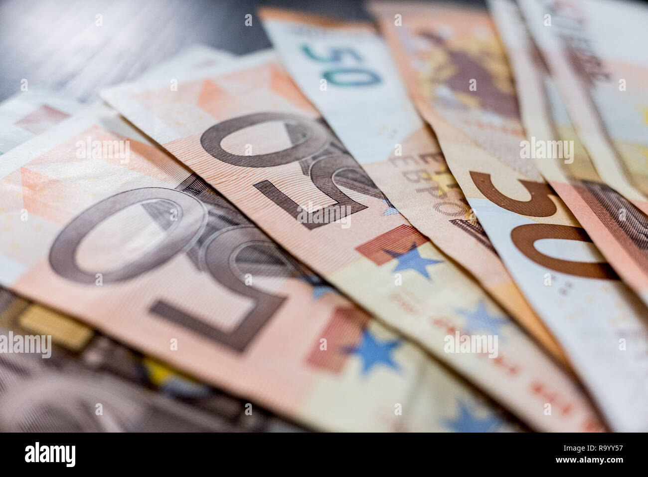 Euro banconote hi-res stock photography and images - Alamy