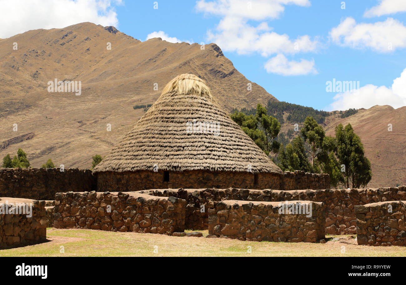 The Temple of Wiracocha in Raqchi ,Peru Stock Photo - Alamy