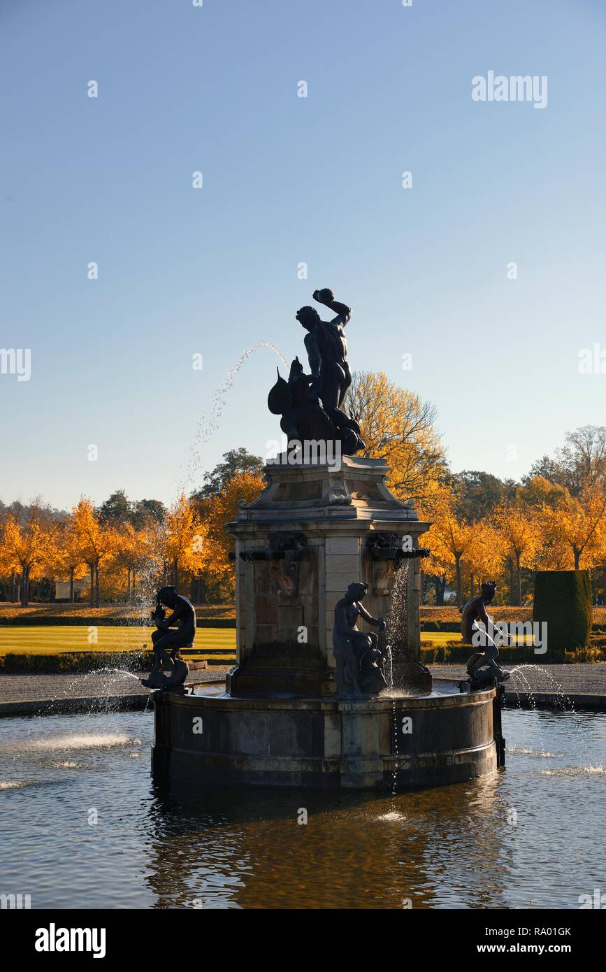 Hercules in violation of the dragon, bronze, 1590-94, by Adrien de ...