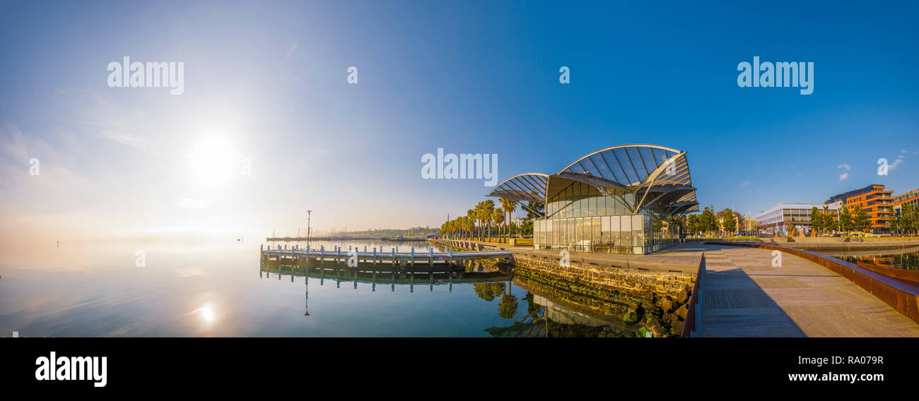 Victoria dock road hi-res stock photography and images - Alamy