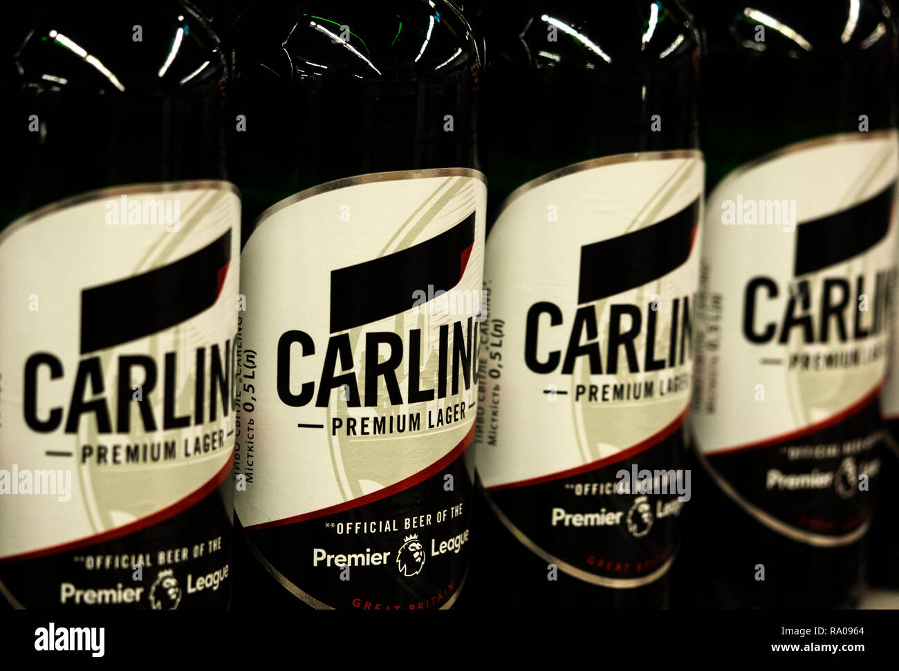 Carling beer hi-res stock photography and images - Alamy