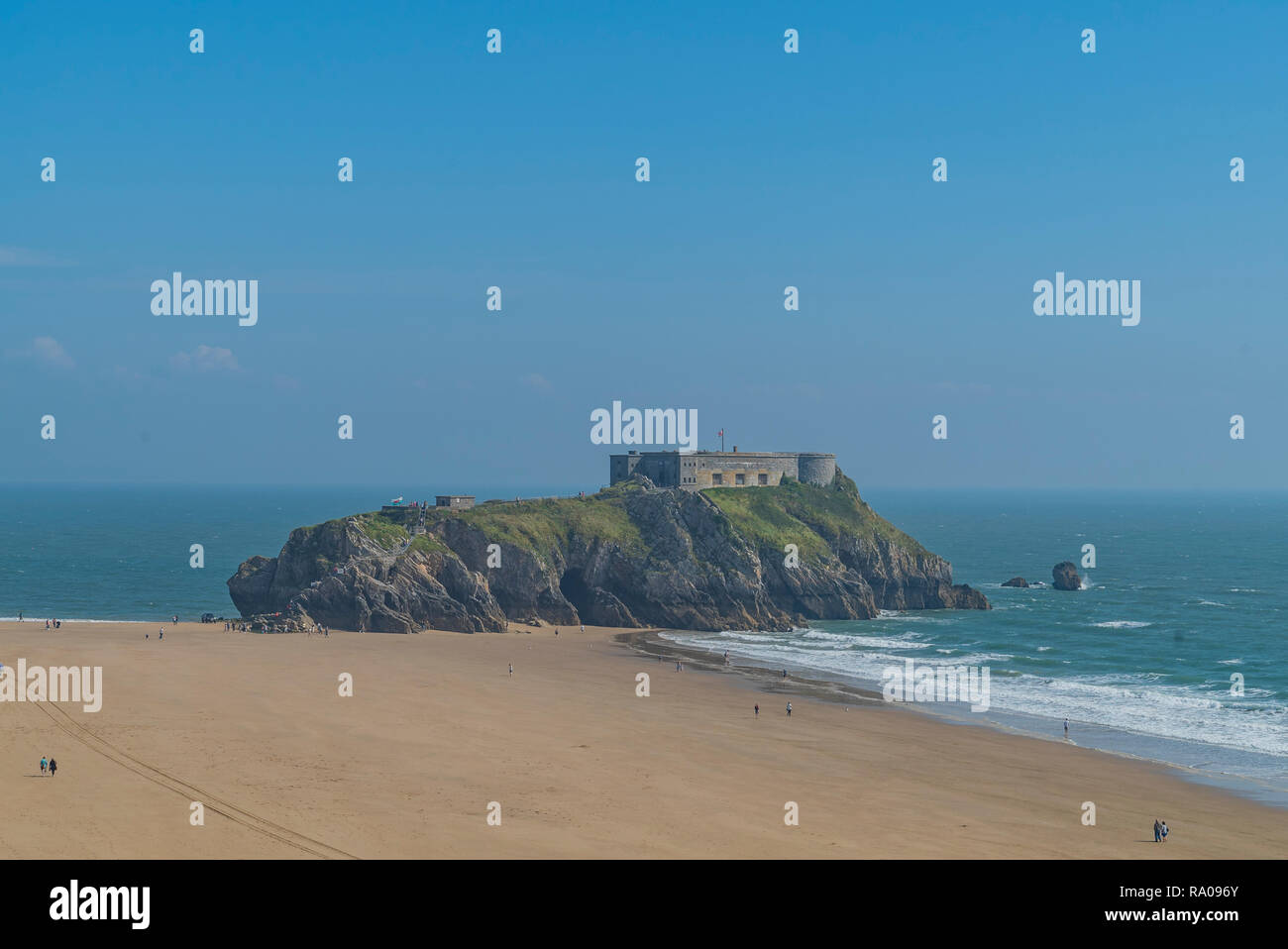 Tenby town streets hi-res stock photography and images - Alamy