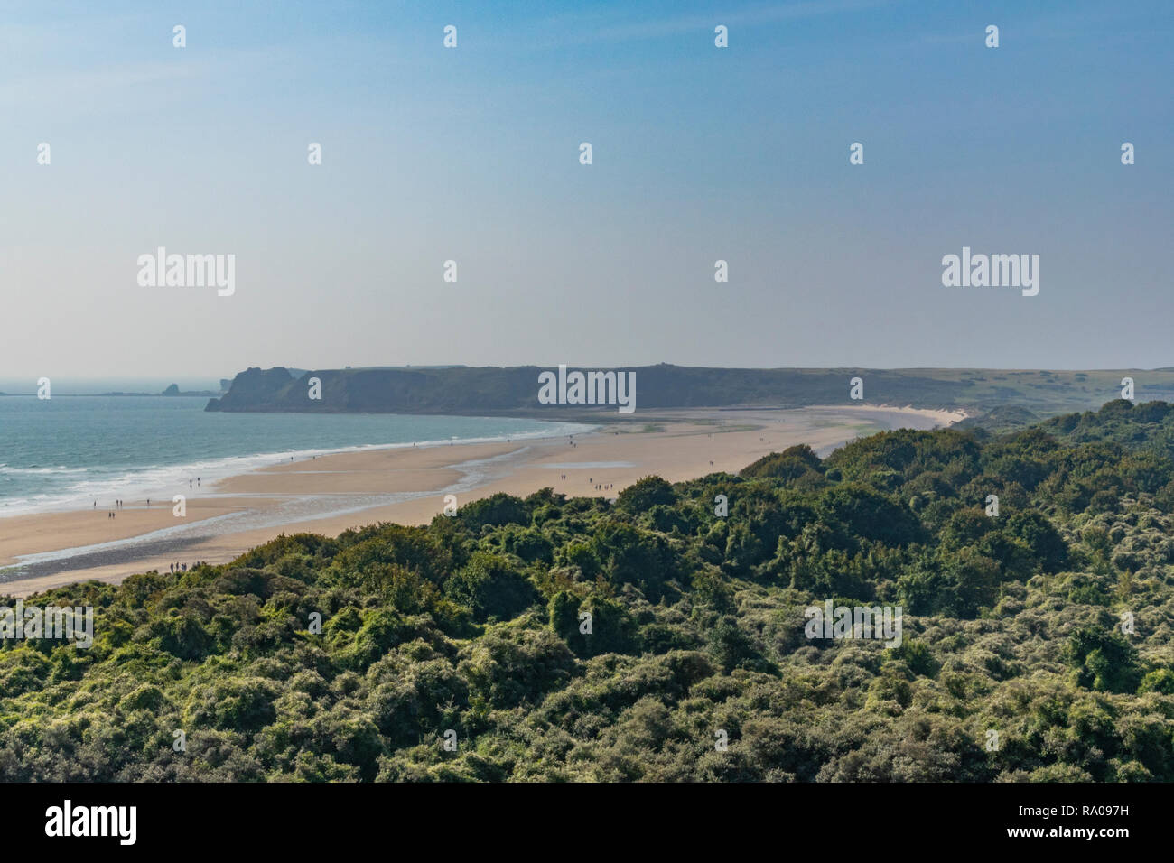 Tenby town street hi-res stock photography and images - Alamy