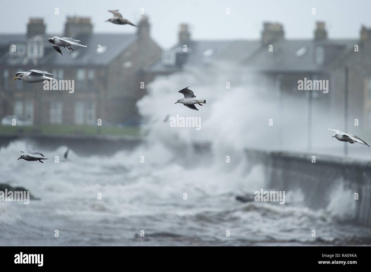 Troon experiences a yellow Met weather warning for high winds and rain ...