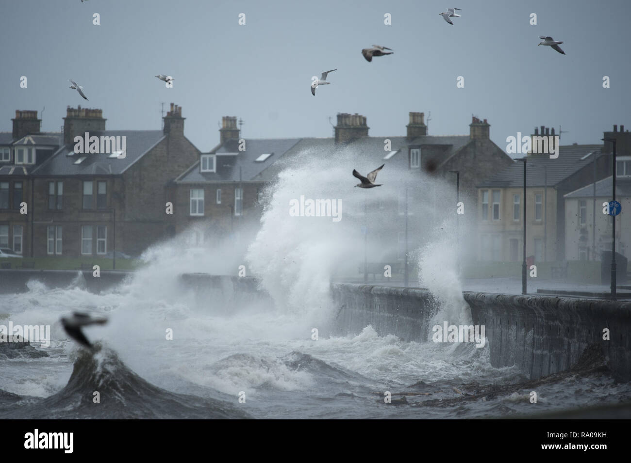Troon experiences a yellow Met weather warning for high winds and rain ...