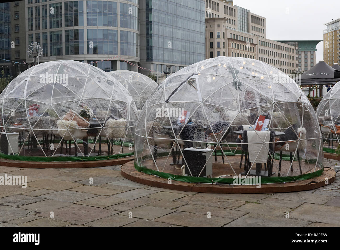 Igloo shaped building hi-res stock photography and images - Alamy