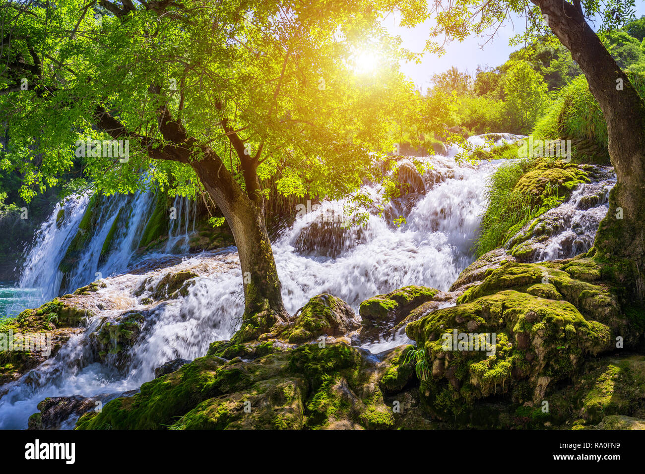 Split Bridges High Resolution Stock Photography and Images - Alamy
