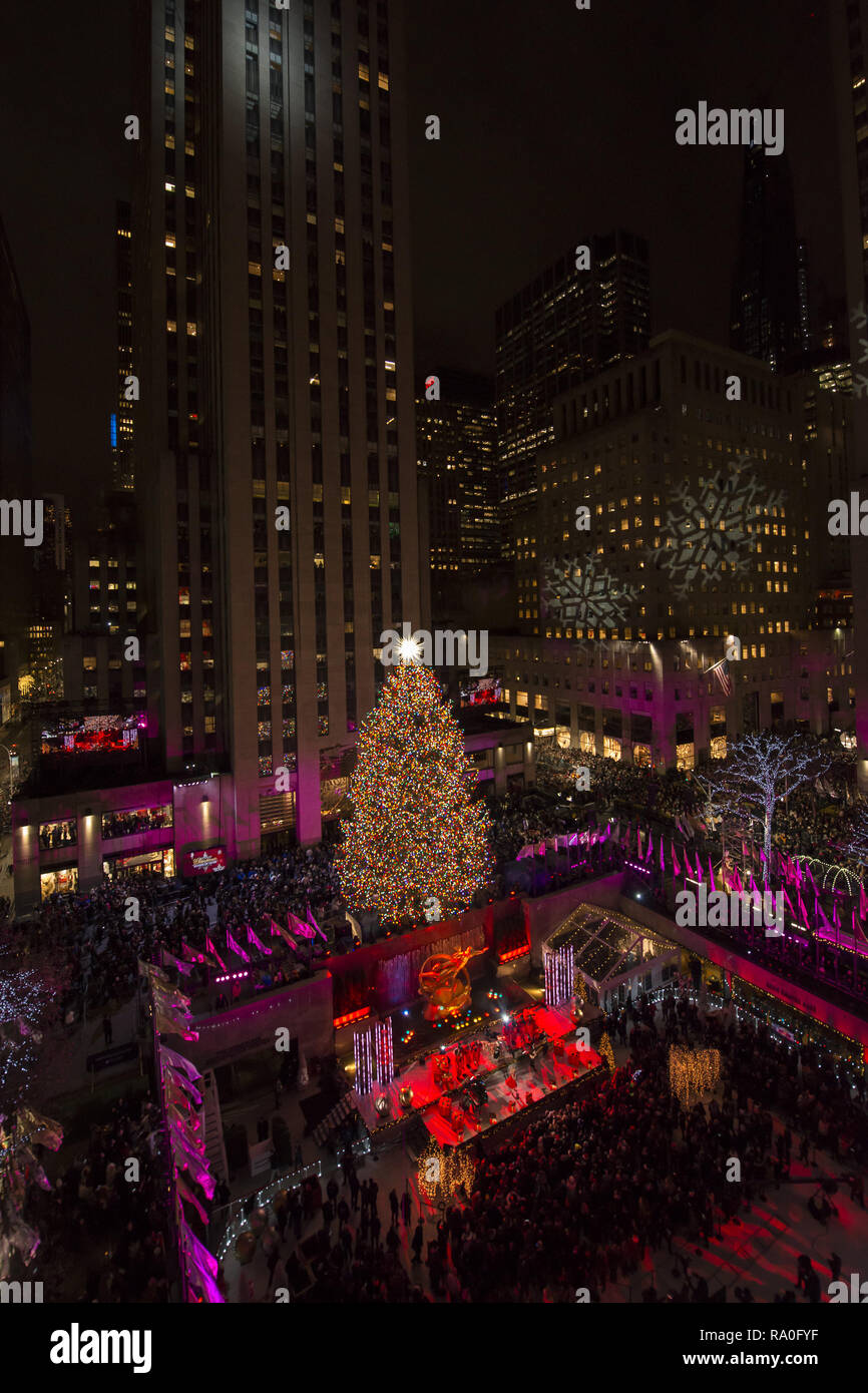 Annual Rockefeller Center Christmas Tree Lighting Ceremony Featuring ...