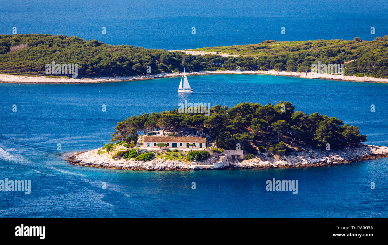 Paklinski islands hi-res stock photography and images - Alamy