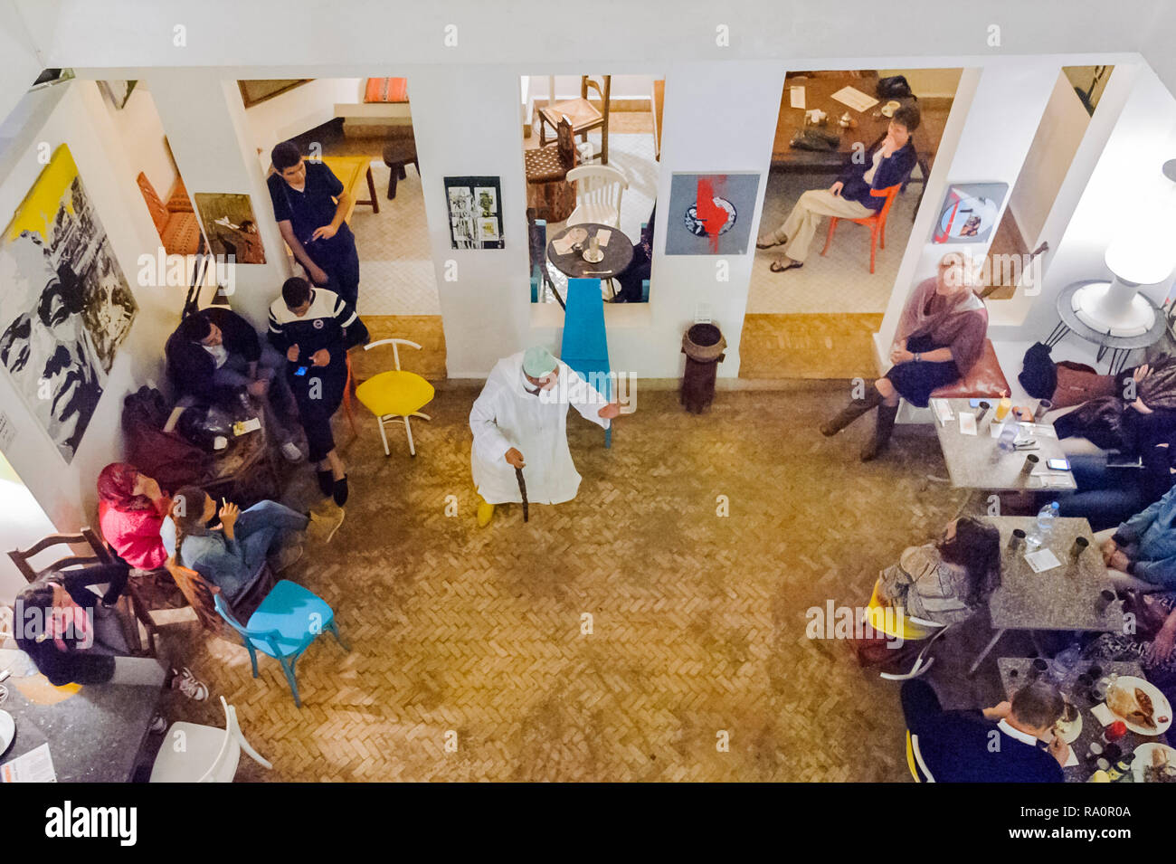 Cafe clock marrakech hi-res stock photography and images - Alamy