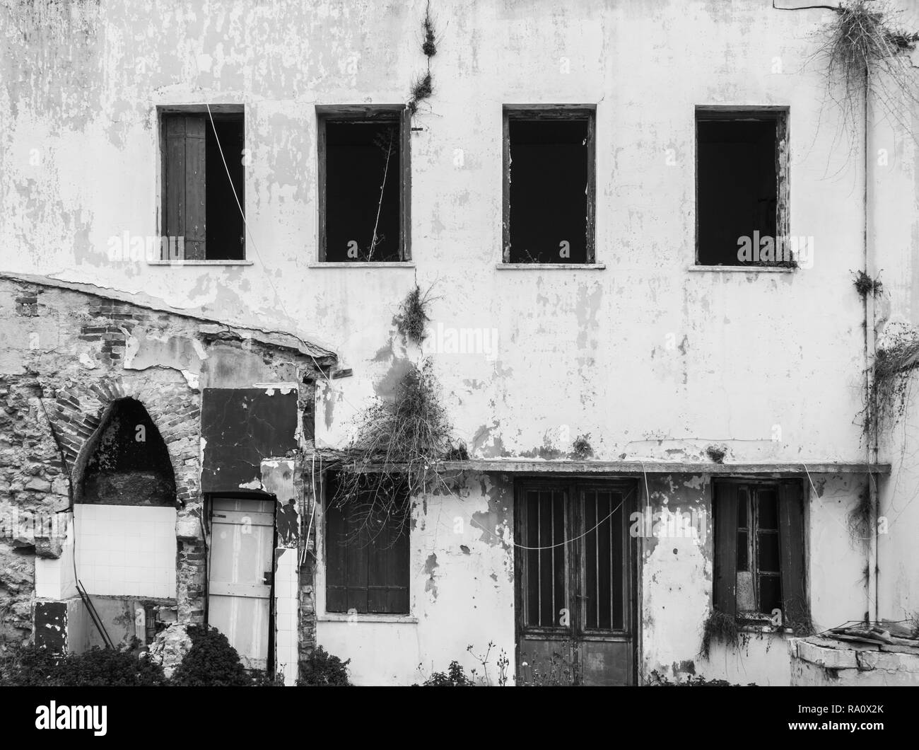 Old ramshackled ruins Crete Greece Europe Stock Photo - Alamy