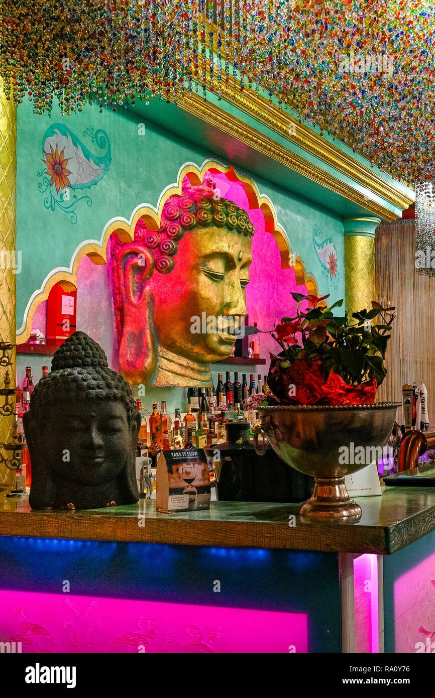 Buddha lounge hi-res stock photography and images - Alamy