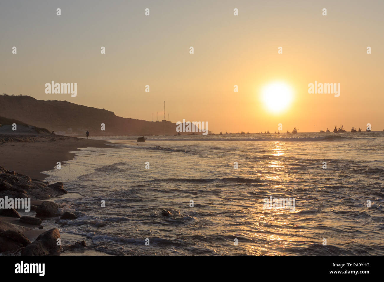Mancora beach peru hi-res stock photography and images - Alamy