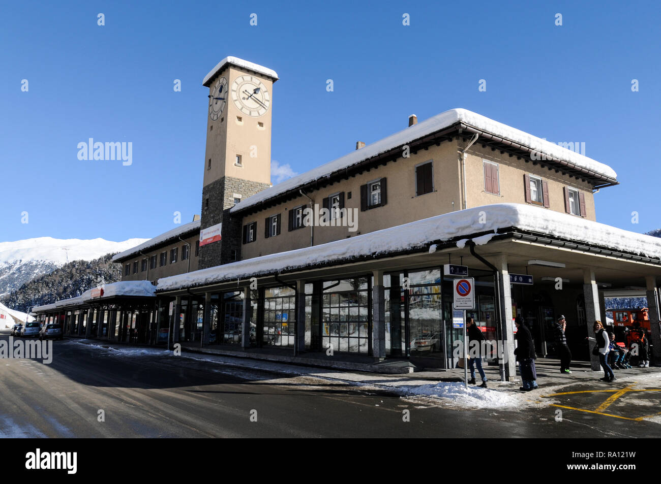St moritz station hi-res stock photography and images - Alamy