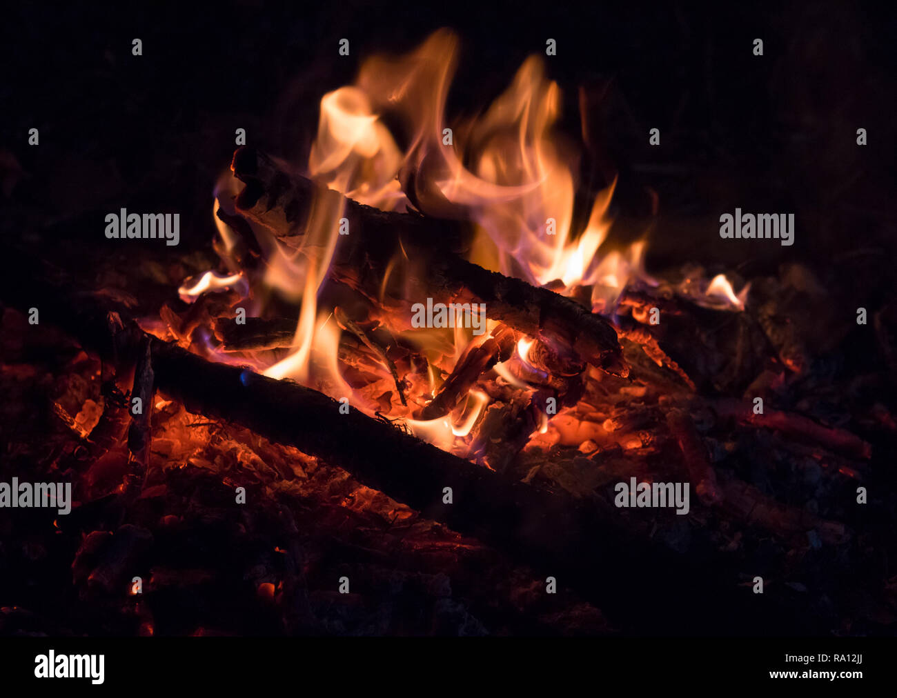 Campfire detail hi-res stock photography and images - Alamy