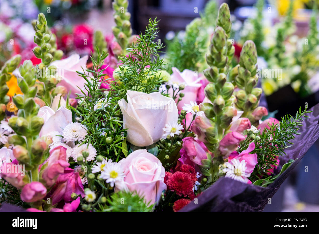 Commercial wallpaper hi-res stock photography and images - Alamy