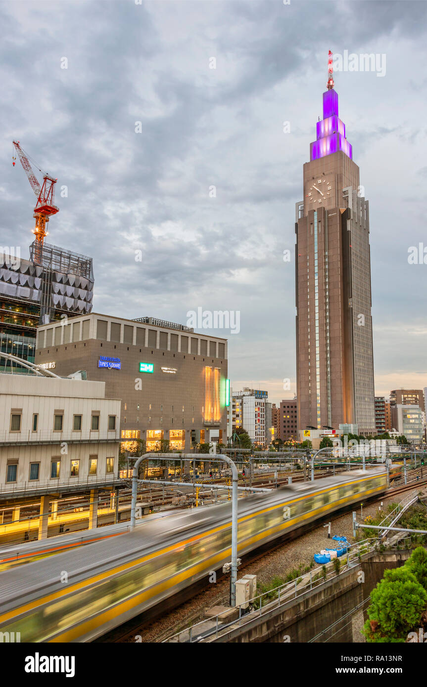 Tokyo turm hi-res stock photography and images - Alamy