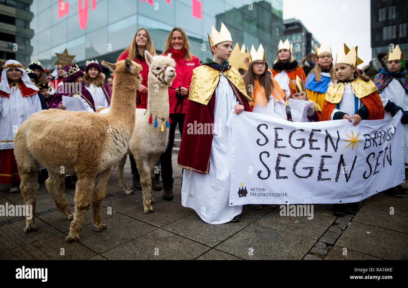 Stuttgart, Germany. 29th Dec, 2018. At the central opening of the 2019 ...