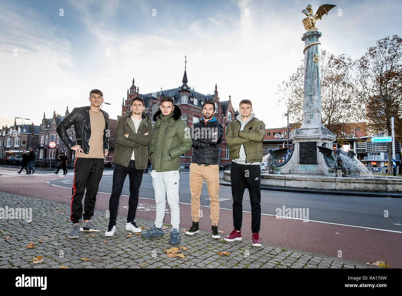 Amine khammas hi-res stock photography and images - Alamy