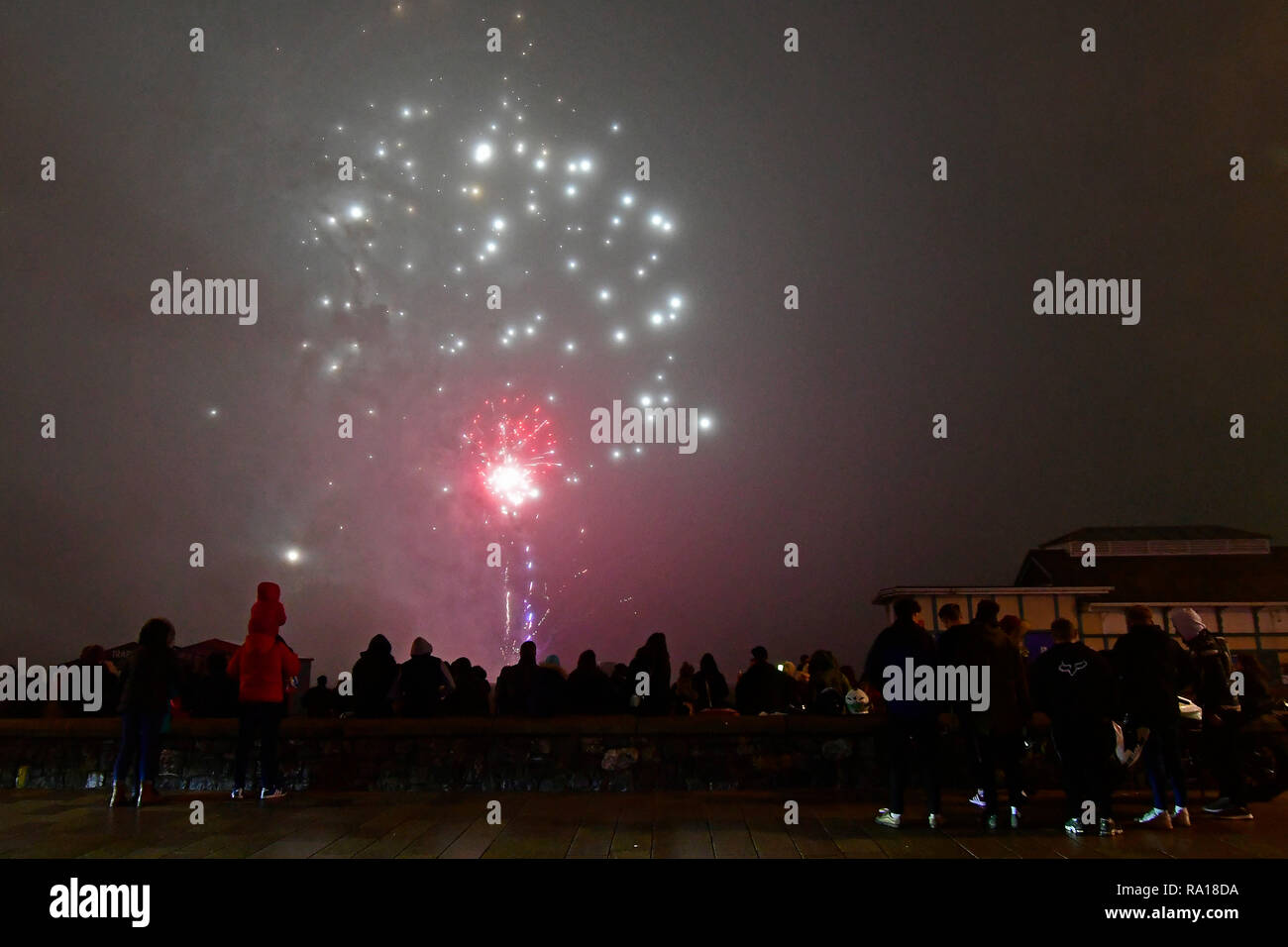 Weston-super-Mare, Somerset, UK. 29th December, 2018. On a damp and ...
